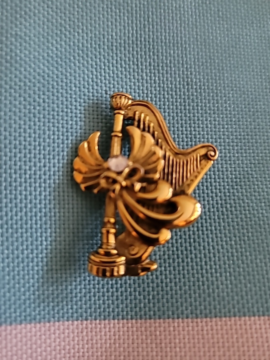 Winged Gold Angel Love Harp Brooch Pin Jane Davis AOL 1997 Clear ...