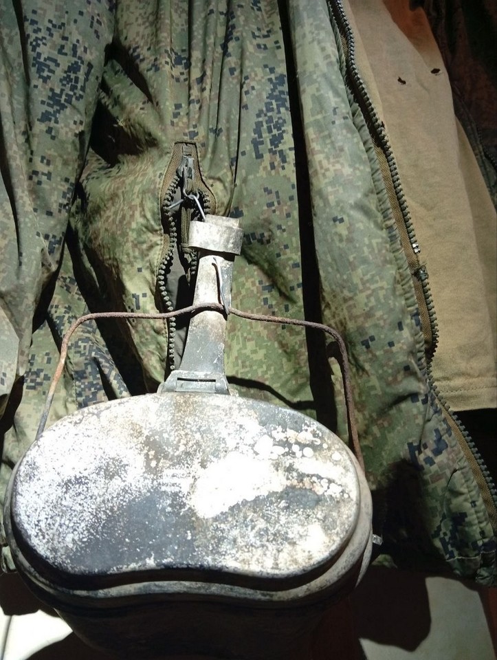 Winter VDV jacket+shirt+mess kit-display Gostomel Russian army original ...