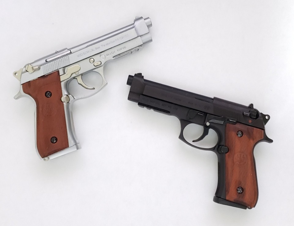 ALLOY EMPIRE Beretta M92 A1 Shell Eject COLLECTOR Toy Gun 1:2 Mini Guns ...