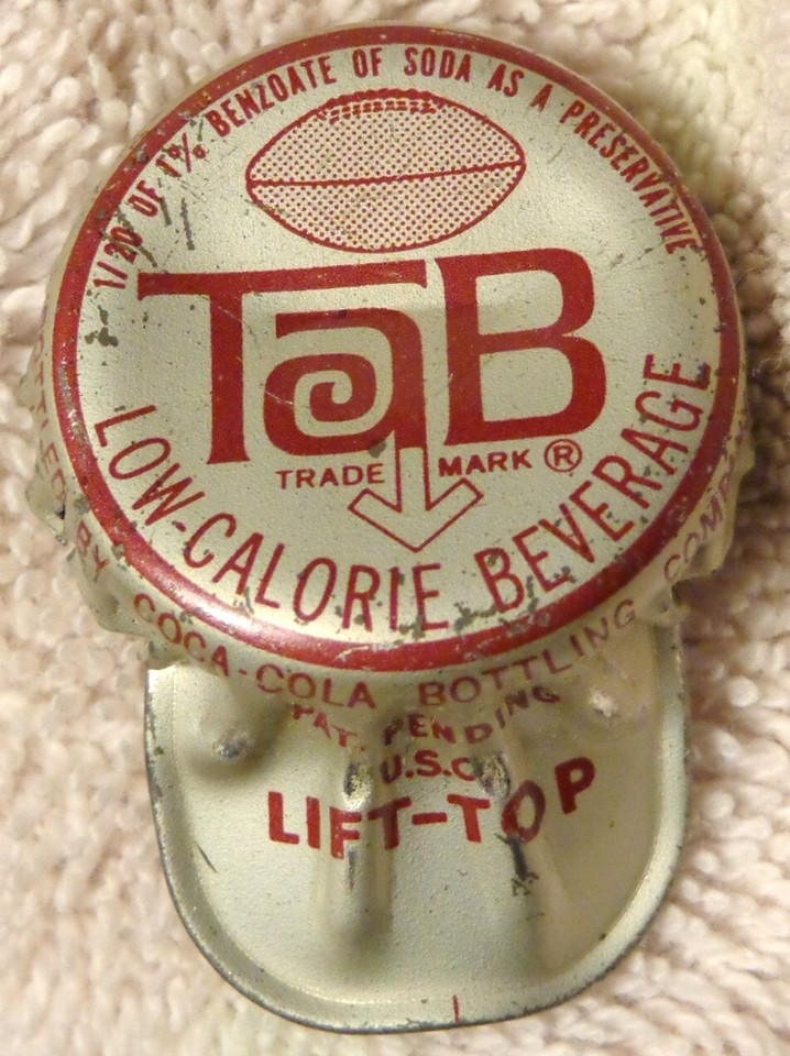 1965 Coke - Tab AFL Patriots Bottle Cap - Chuck Shonta (Eastern Mich ...