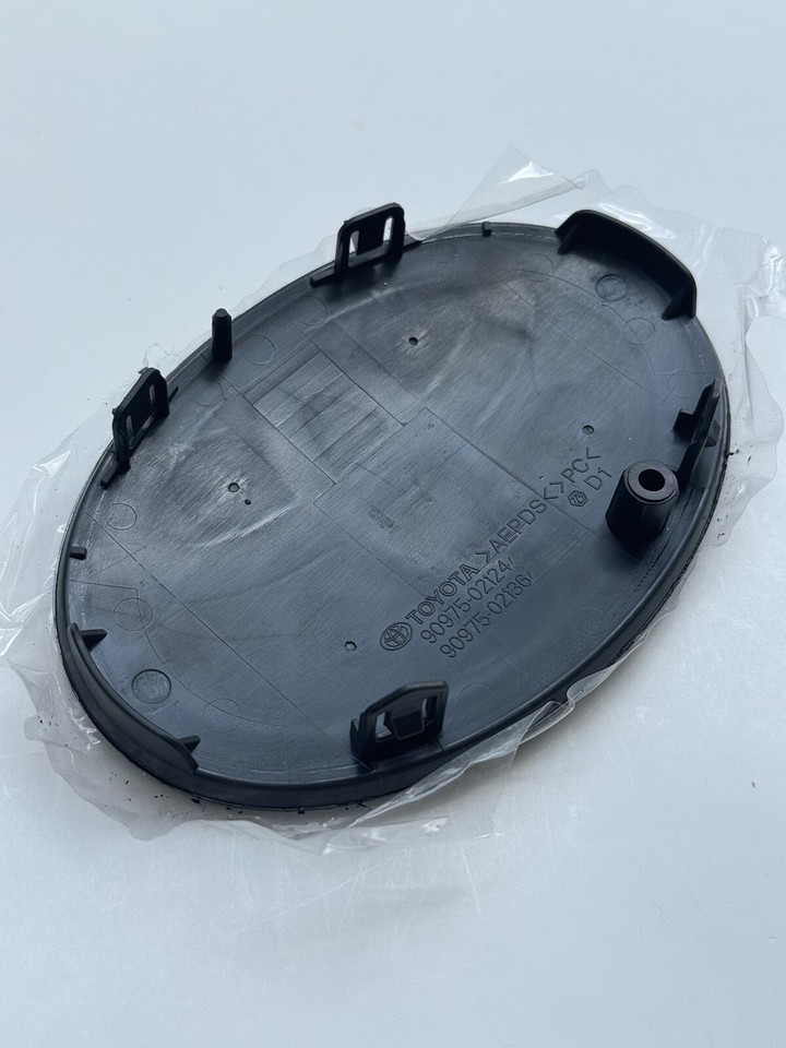 TOYOTA Corolla FRONT GRILLE Emblem Logo Radar 2020/2021/2022 90975 ...