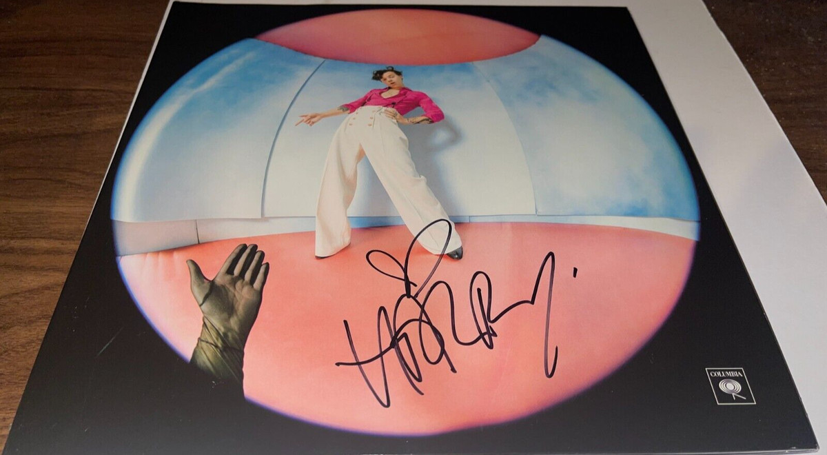 Harry Styles Signature