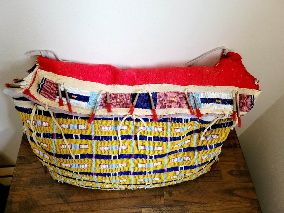 Vintage Native American Beaded Buckskin Possible Bag Very Nice Piece ...