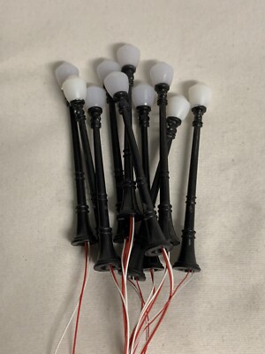 LED STREET LAMP POST LIGHT ACCESSORY SET LIONEL MTH O GAUGE TRAIN CITY ...