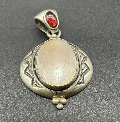 Carolyn Pollack Sterling Silver Oval Mother of Pearl & Red Garnet ...