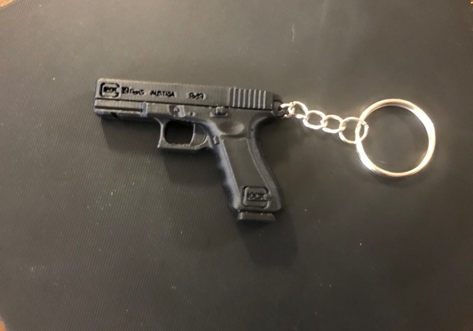 GLOCK 19 Gen5 AUSTRIA 9X19 9MM Mini Firearm Handgun Pistol KEYCHAIN | eBay