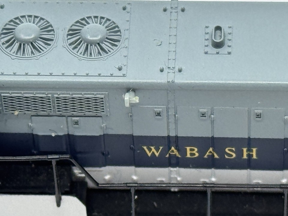 N Scale Atlas 48235 Wabash GP7 Powered Diesel Locomotive WAB (No #) | eBay