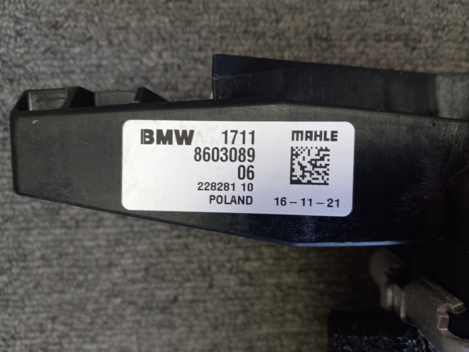 Genuine OEM Radiator BLEM For BMW X1 X2 17118603089 | eBay