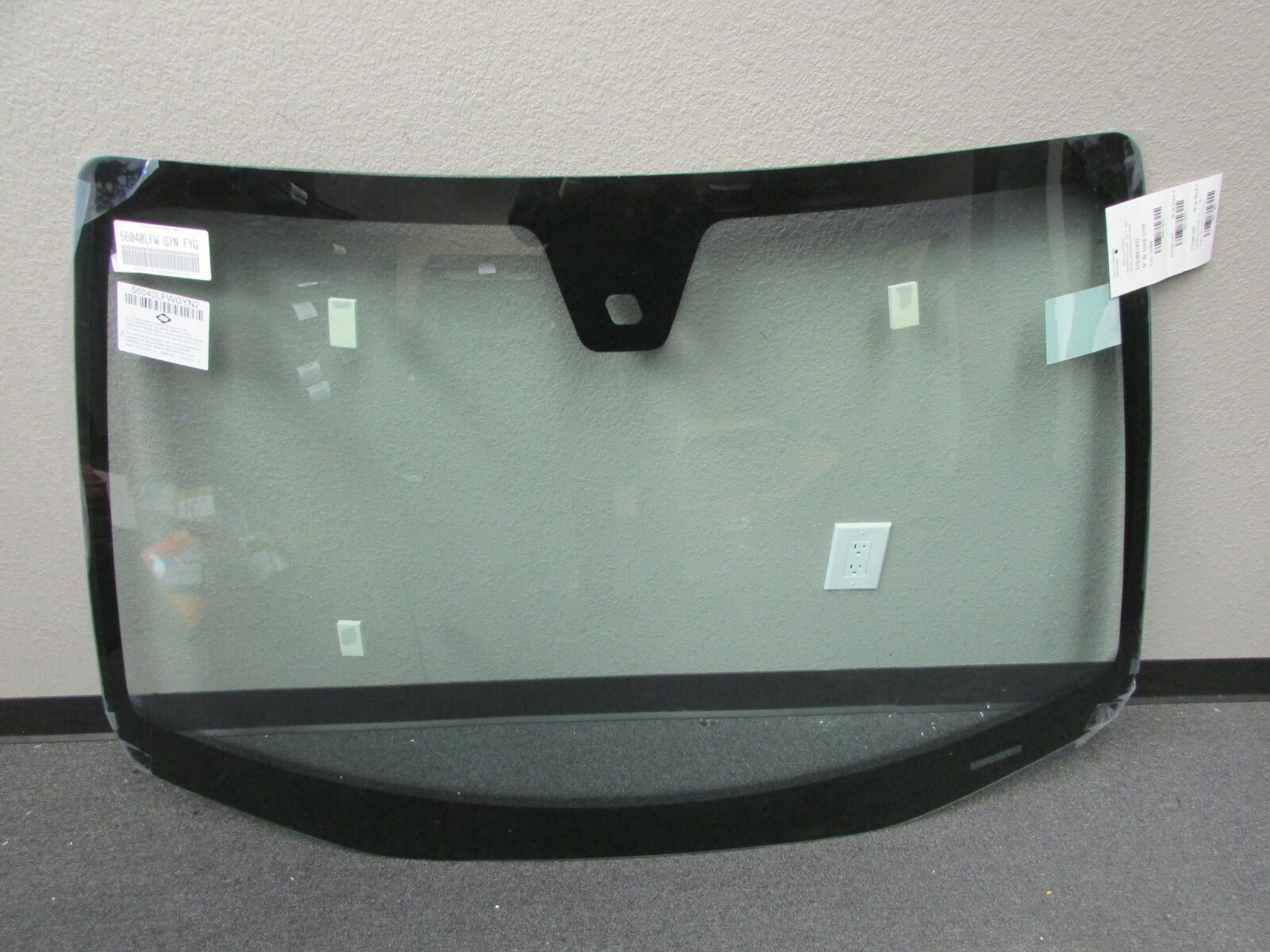 2005-2013 Maserati Quattroporte, New Windshield Glass, Aftermarket, P/N ...