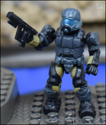 HALO MEGA BLOKS STEEL BLUE ODST PILOT FIGURE 97173 FLOOD HUNTER'S UNSC ...