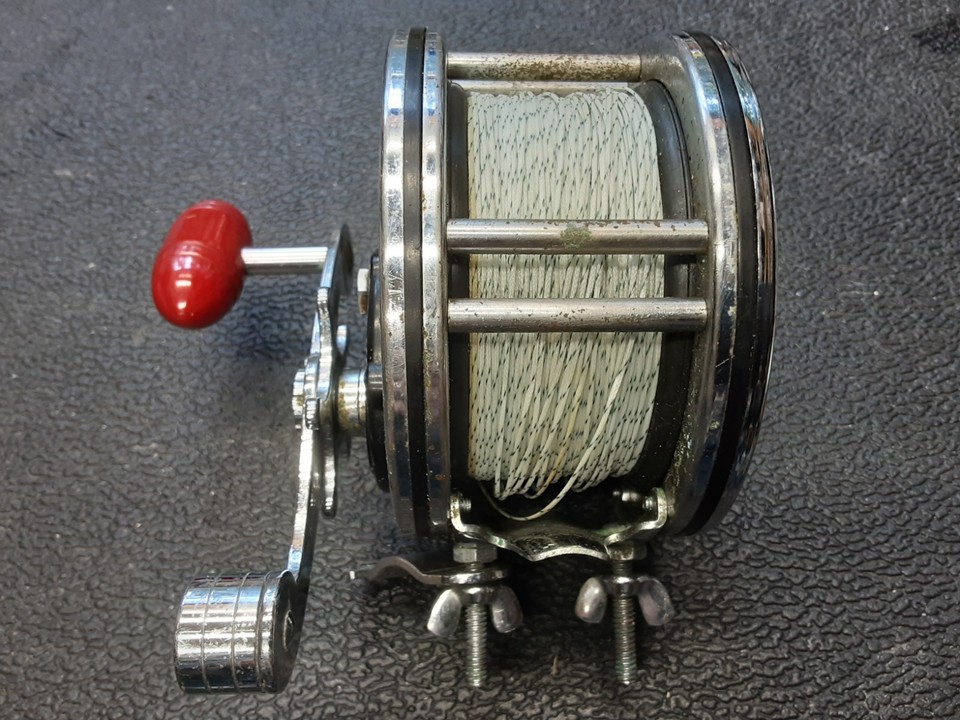 Penn Super-Mariner 49M RH Salt-Water Non L/W Reel Free Spool Star Drag ...