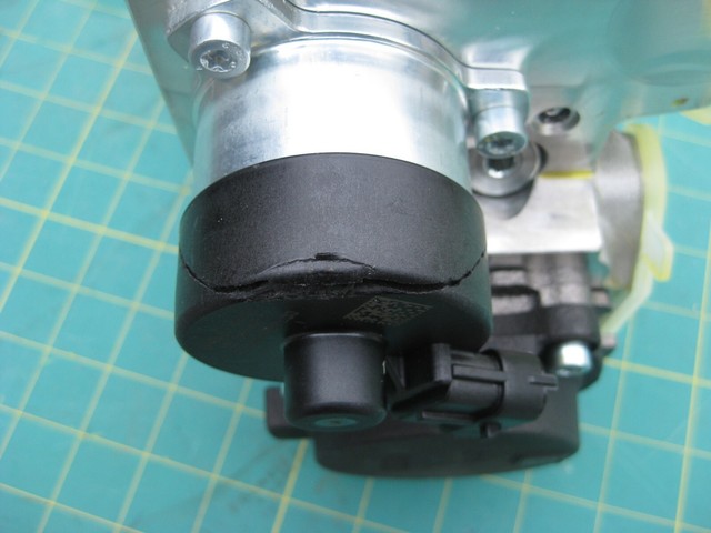 Fuel Injection Pump 0445020238 Detroit Diesel MERCEDES A4720901550 ...