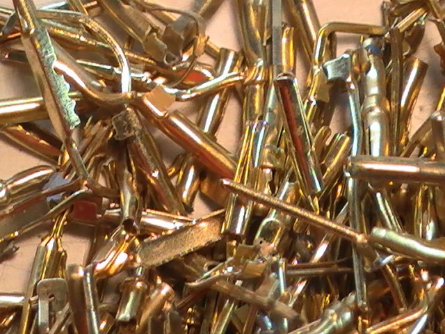 100 Grams of Connector/ Pins Gold Plated for Gold Scrap Recovery | eBay