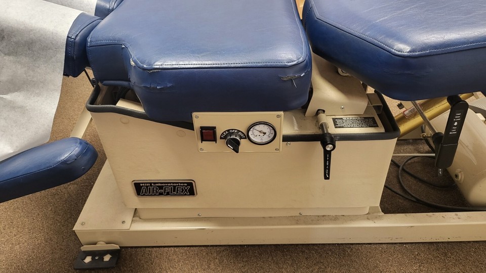 Hill Air-Flex Chiropractic Manual Flexion Distraction Table. | eBay