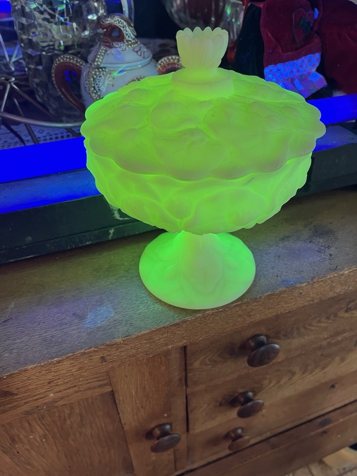 Fenton Lime Green Lidded Compote Water Lily Design With Uranium Glow | eBay