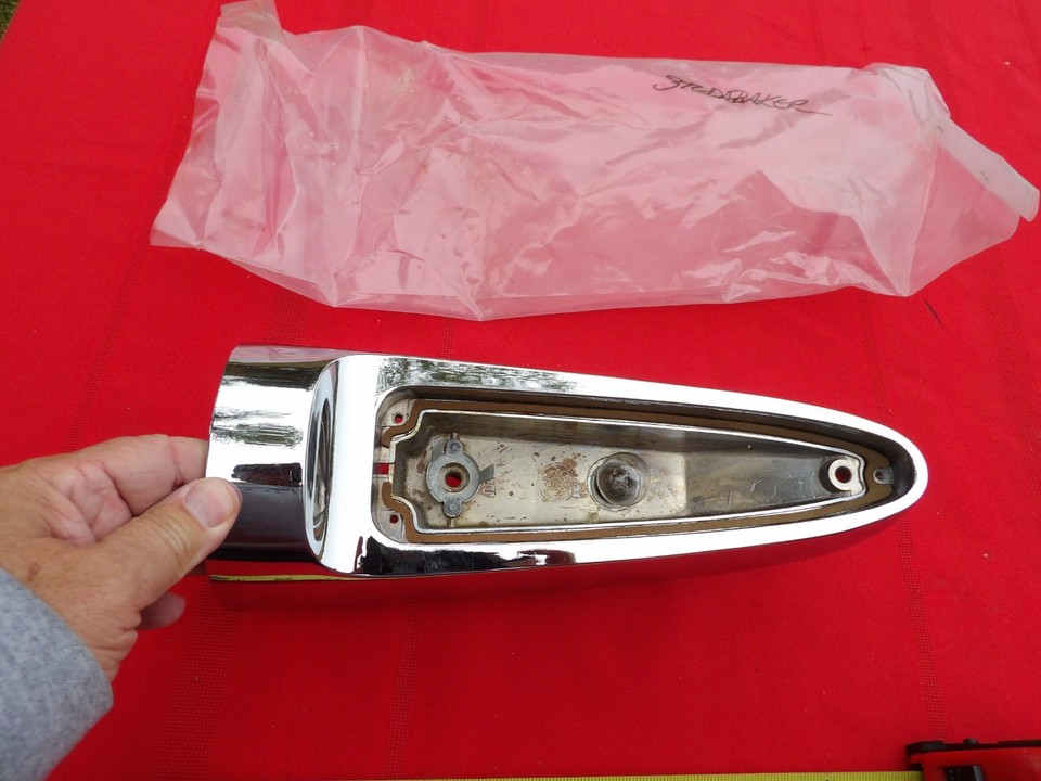 STUDEBAKER 1953 CHAMPION COMMANDER RH TAIL LIGHT NOS CB-22024 RT 298486 ...