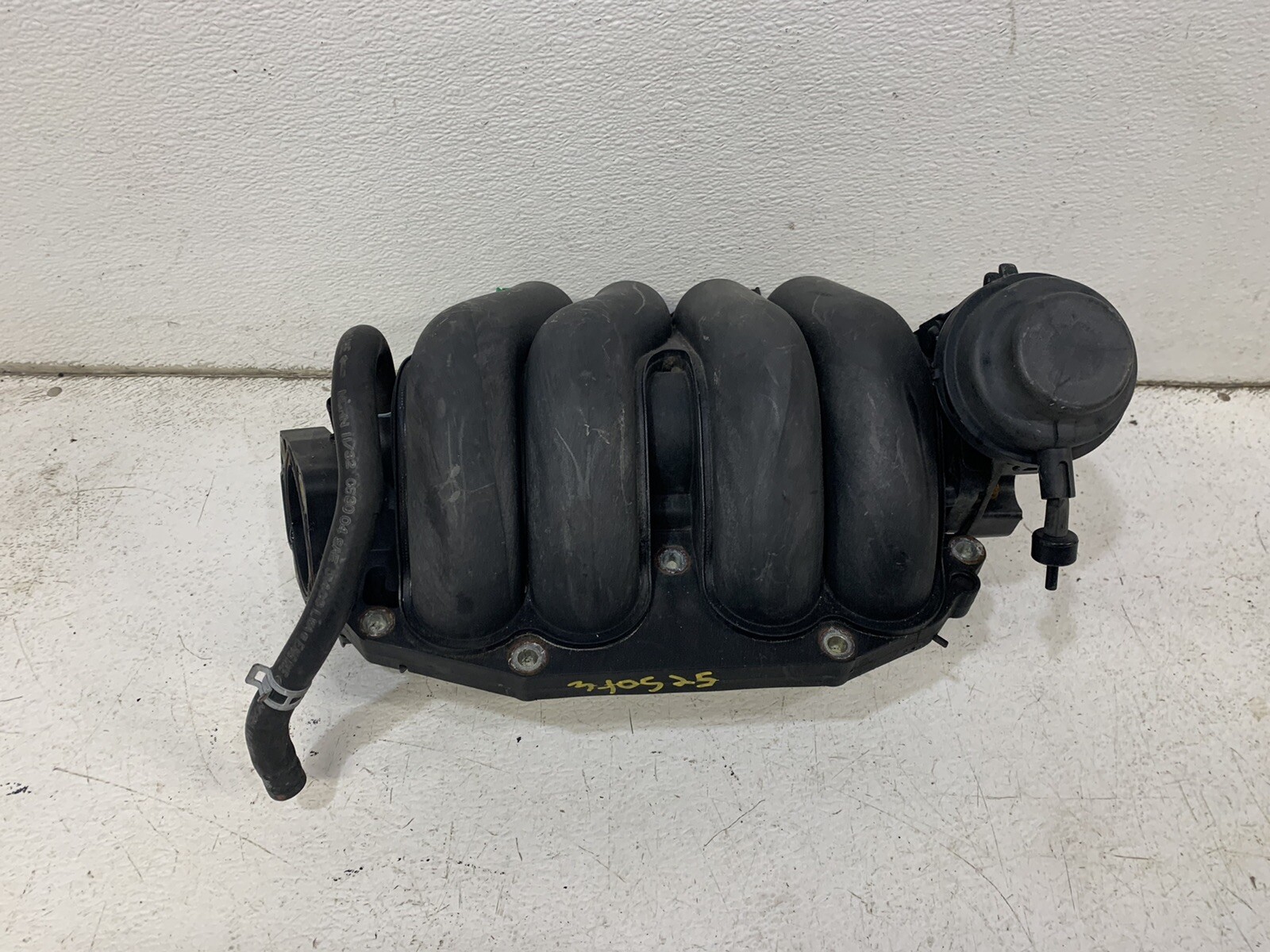 2005-2006 Acura RSX Base & Premium upper intake manifold plenum K20A3 2 ...