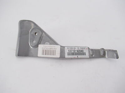 Genuine OEM Toyota 53713-0R010 Passenger Front Fender Extension 2006 ...