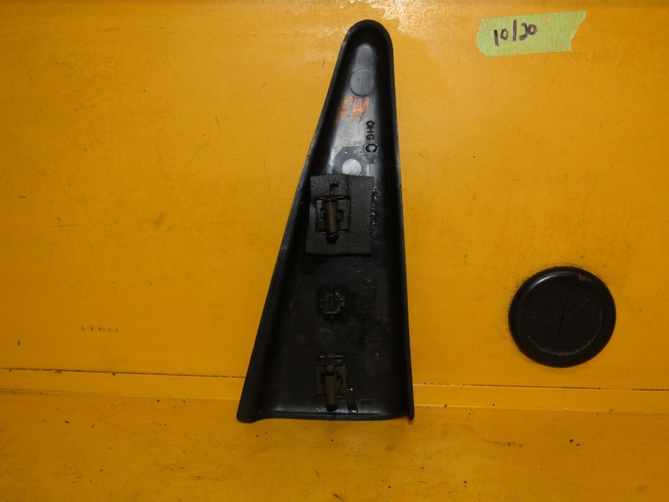 2006-2010 Chrysler PT Cruiser passenger side rear window trim 06 07 08 ...