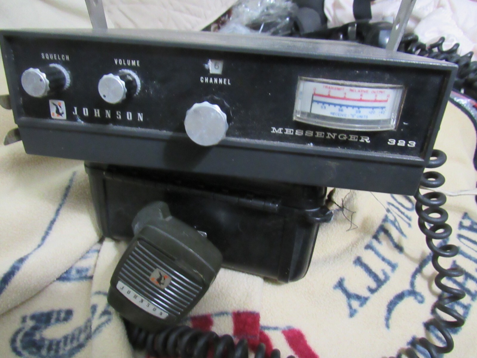 EF Johnson 323 CB Radio | eBay