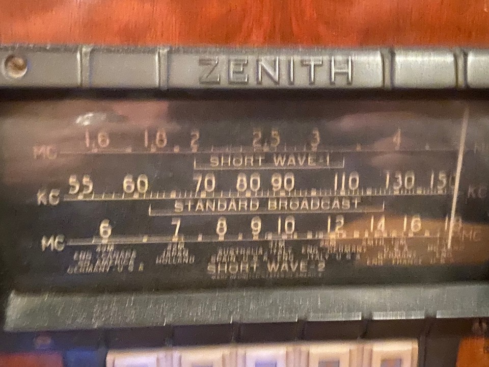 Zenith radio w record player 1940's style furniture | eBay