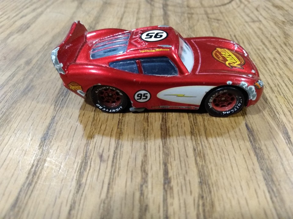 Lightning McQueen MATTEL DISNEY PIXAR #95 RUST-EZE Car EYES MOVE | eBay
