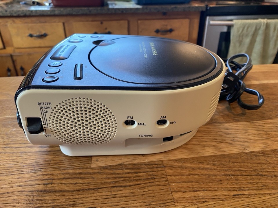 Sony Dream Machine FM/AM Radio CD Player Dual Alarm Clock ICF-CD815 ...