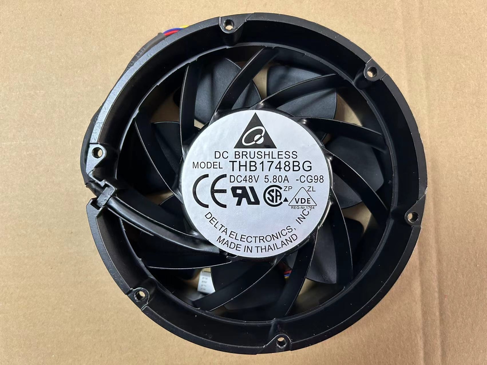FOR Delta THB1748BG DC 48V 5.80A inverter 17CM 17251 cooling fan 4wires ...