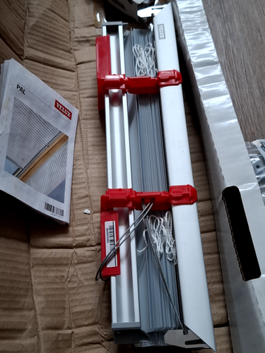 New VELUX Blind C02 CK02 PICK & CLICK 400MM/77MM Box is damage | eBay UK
