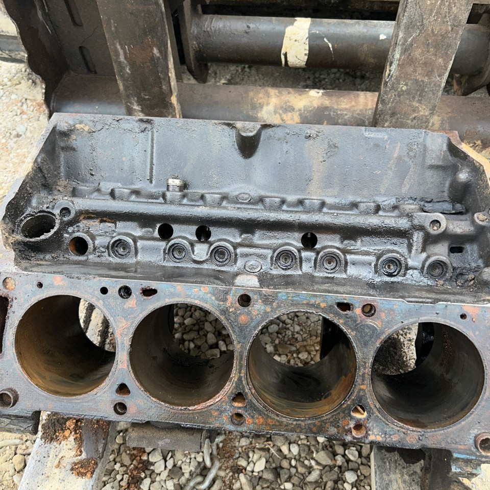 Ford FE 360 390 Engine Block Cylinder Block F-100 352 51 D1F 65 352 ...