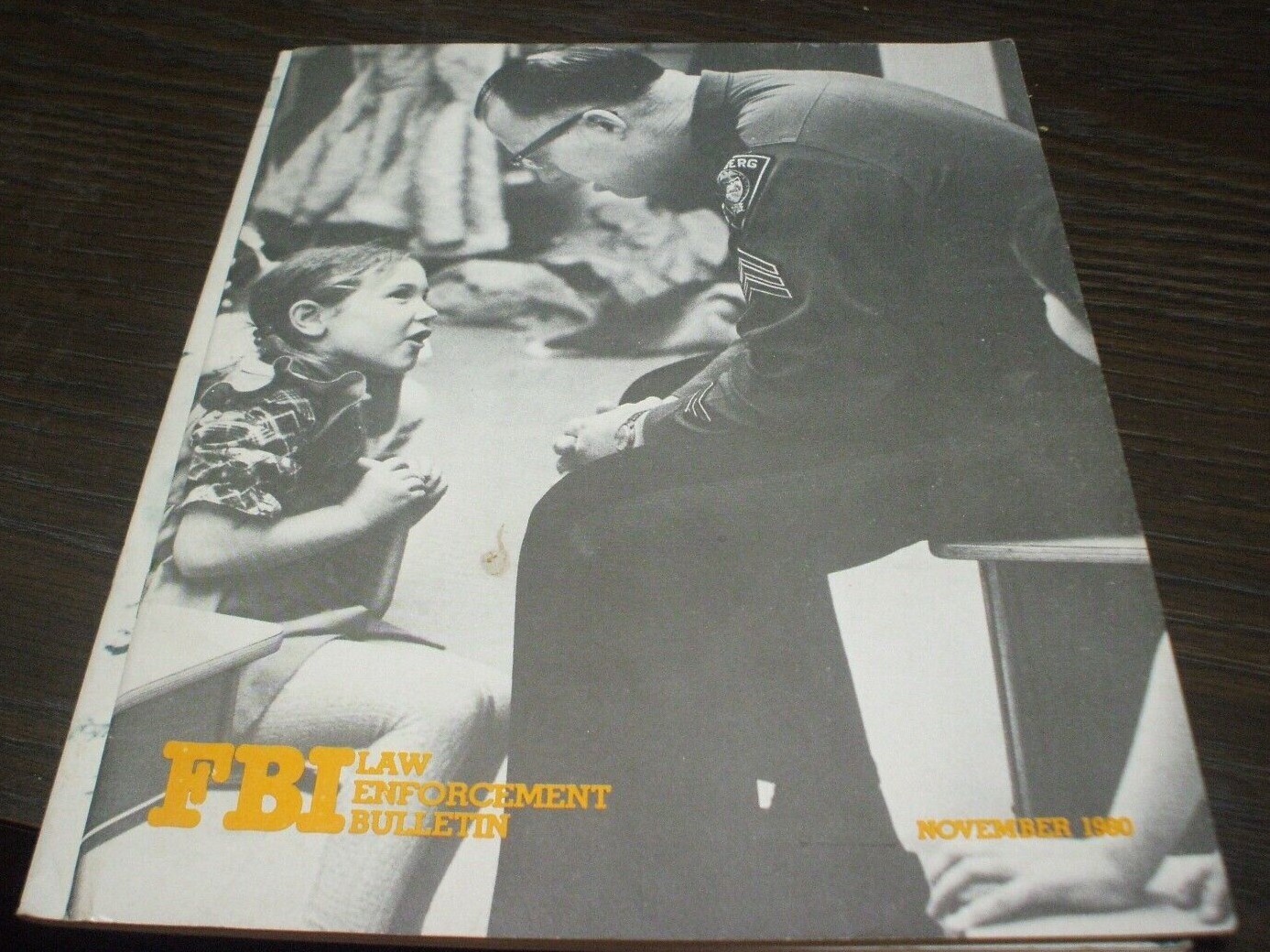 FBI LAW ENFORCEMENT BULLETIN Magazine - POLICE - November 1980 | eBay