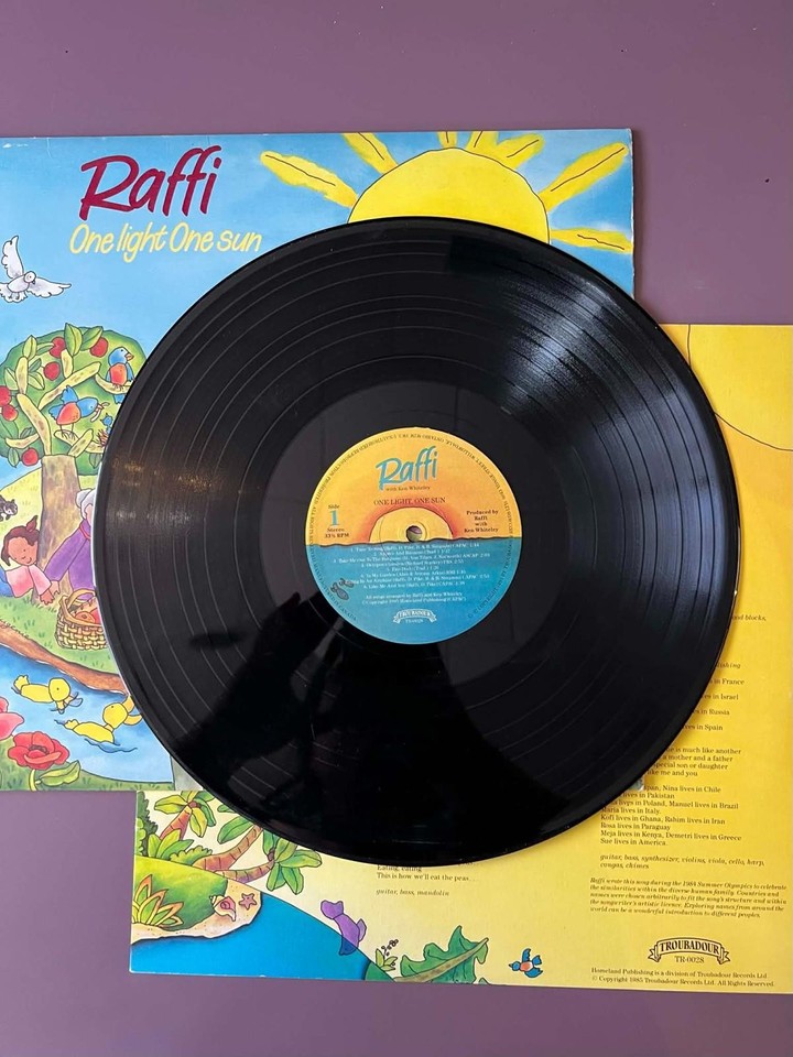 One Light, One Sun" by Raffi vintage 1985 children's music album VG+ ...