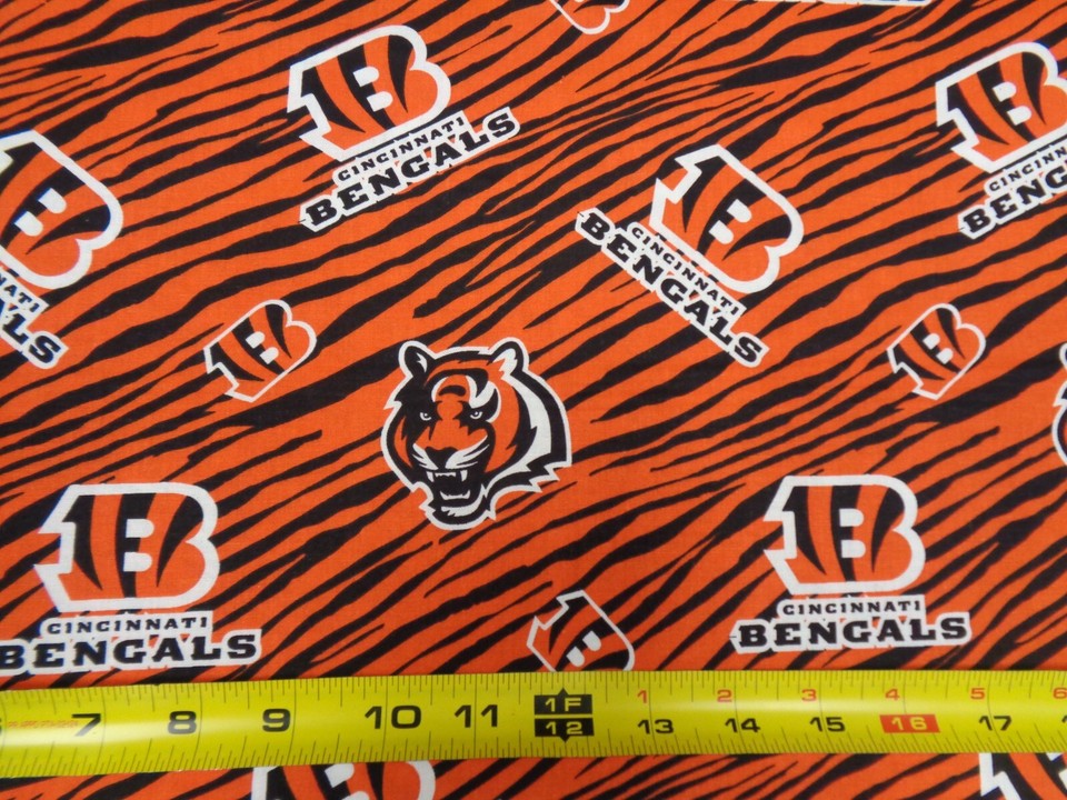 CINCINNATI BENGALS NFL 44" WIDE 100% COTTON 1/2 YARD PIECE BRAND NEW ...