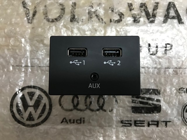 Audi A3 8v Facelift Ami USB AUX externe Anschluss 81A035736 | Compra ...