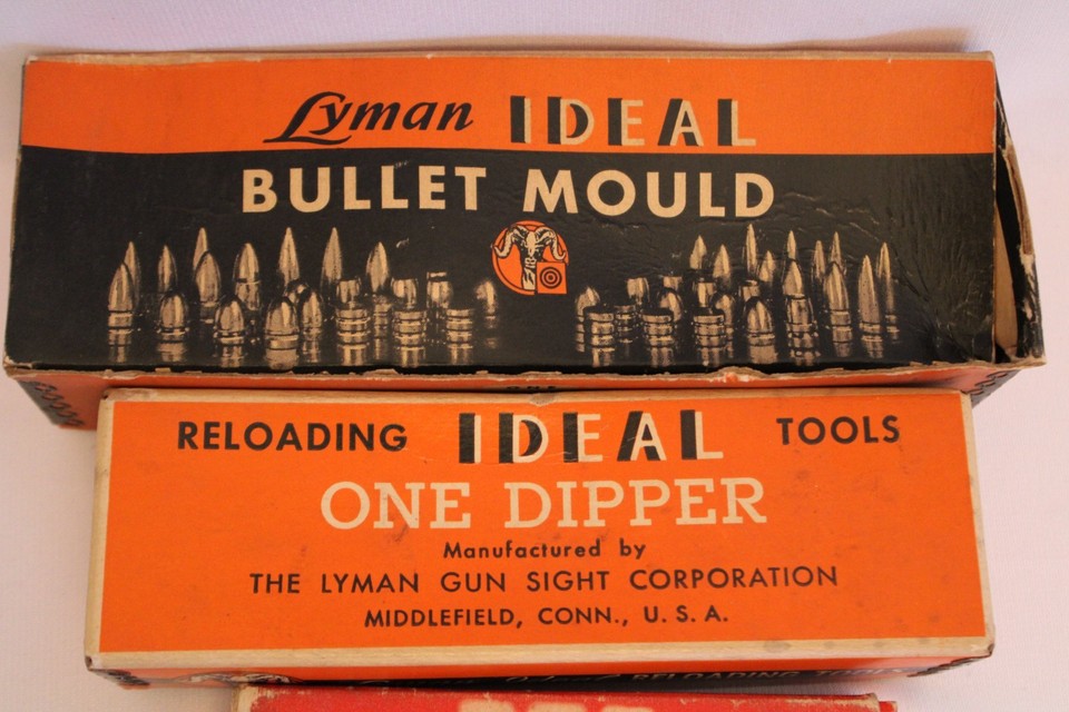 LOT 5 VINTAGE BULLET MOULD LYMAN'S IDEAL, RELOADING WINCHESTER ETC ...