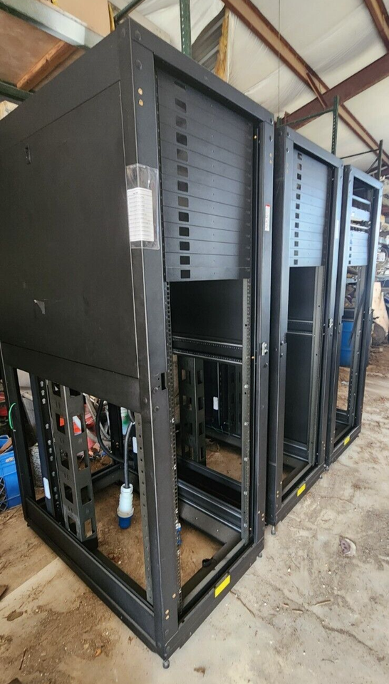 CPI Chatsworth Server 19" Rack Cabinet 42U, 28"W x 48”D x 81.75”H | eBay