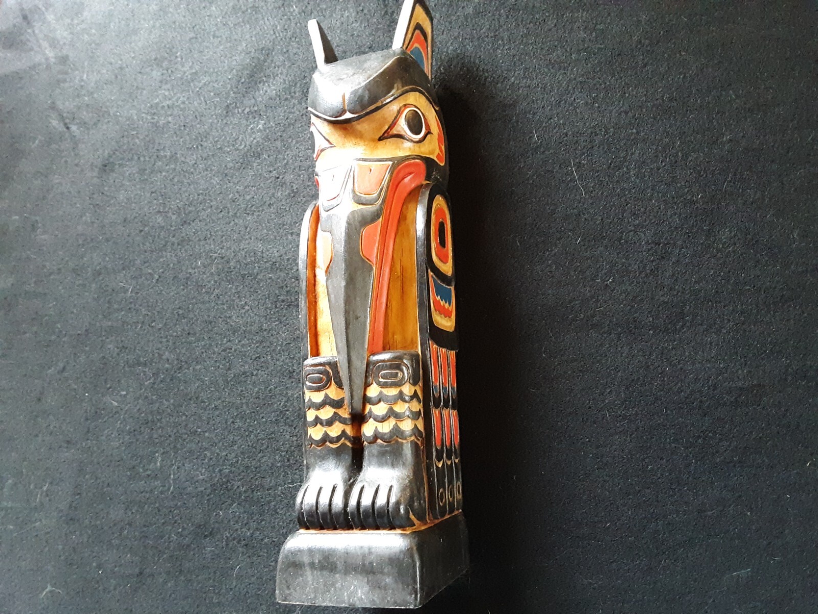 NORTHWEST COAST WOODEN TOTEM POLE, CLASSIC RAVEN EFFIGY FETISH, WY-0724 ...