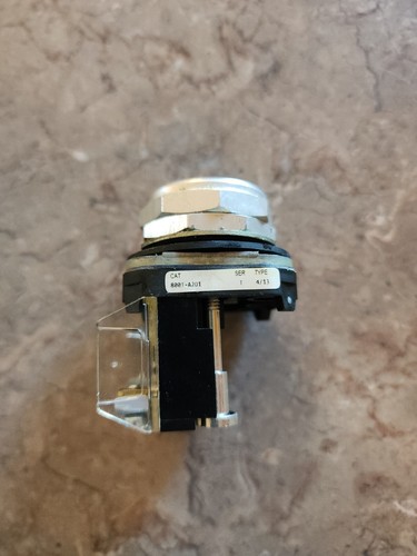 800T-A2D1 ALLEN-BRADLEY MOMENTARY PUSH BUTTON | eBay