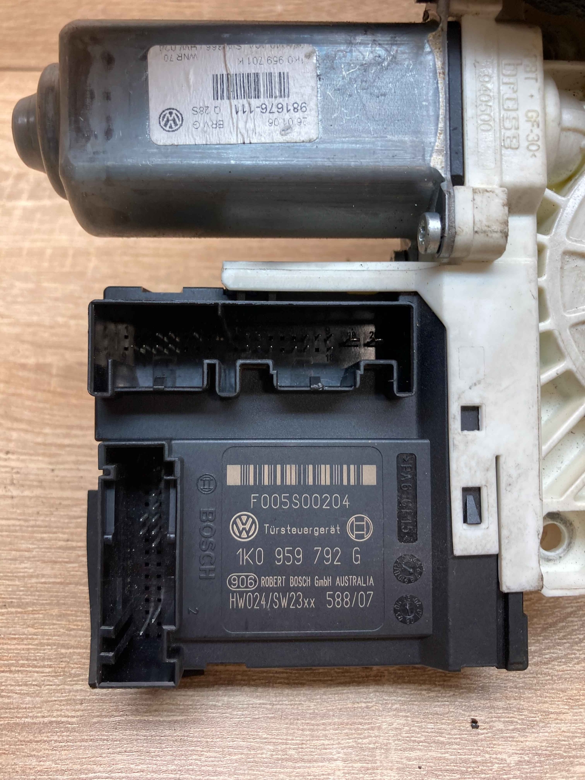 1K0959792G 1K0959701K Brose Volkswagen Passat Window Regulator Motor | eBay