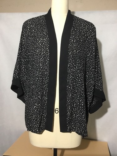 Women’s Top Size L Open Coverup V-Neckline Short Cardigan Kimono-Style ...