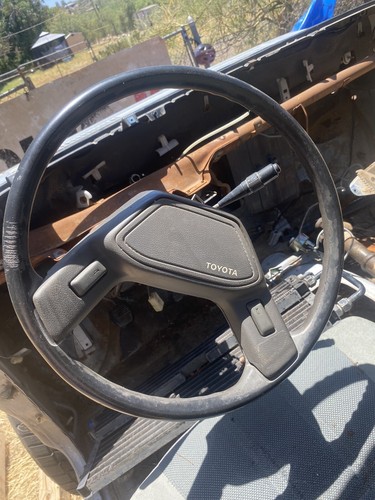 84-89 Toyota Pickup Truck 4Runner SR5 Steering Wheel W Horn Button ...