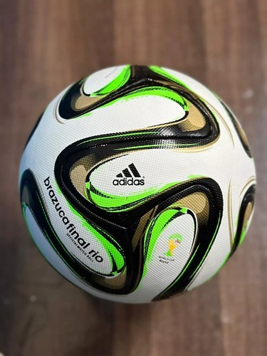 ADIDAS BRAZUCA FINAL RIO 2014 FIFA WORLD CUP FOOTBALL SOCCER MATCH BALL SIZE 5 | eBay