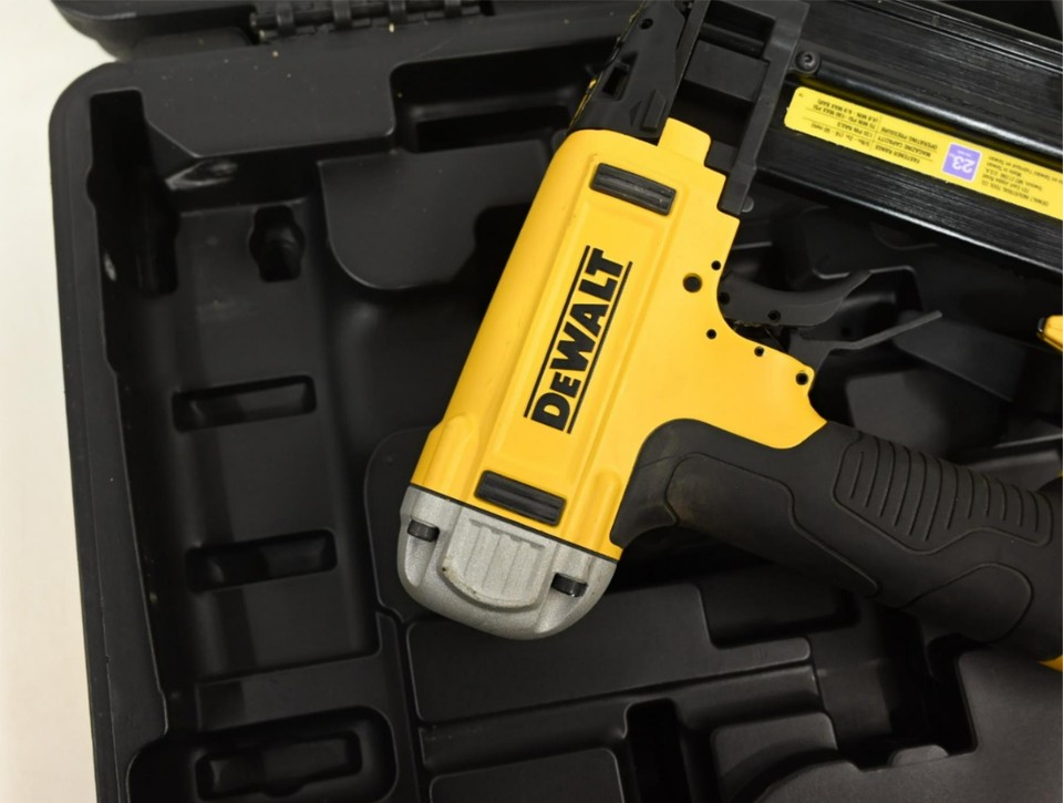 Dewalt DWFP2350K 23-Gauge 2" Pin Nailer (USED) | eBay