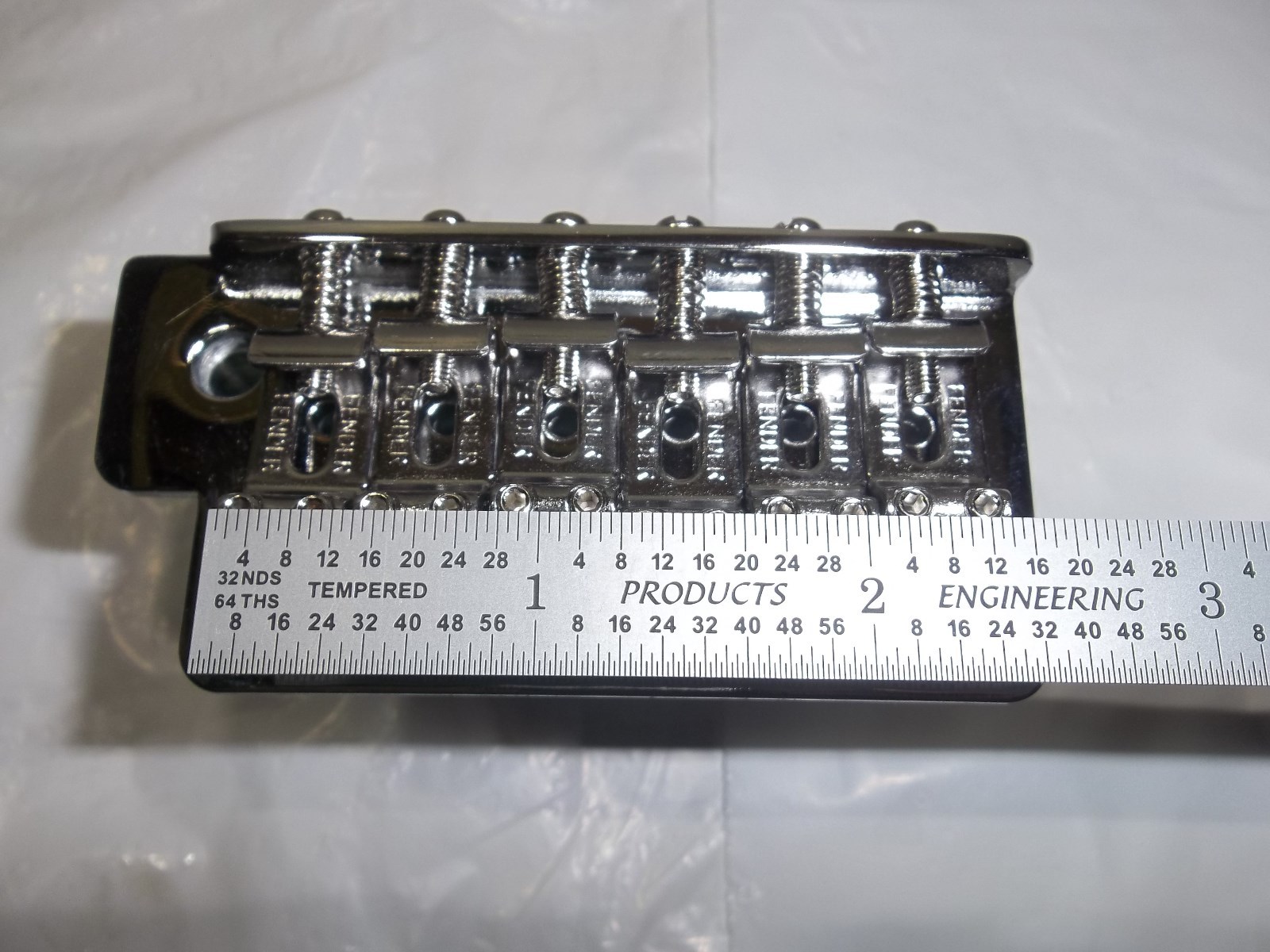GENUINE FENDER STD TREMOLO STRAT BRIDGE ASSEMBLY REPLACEMENT ...