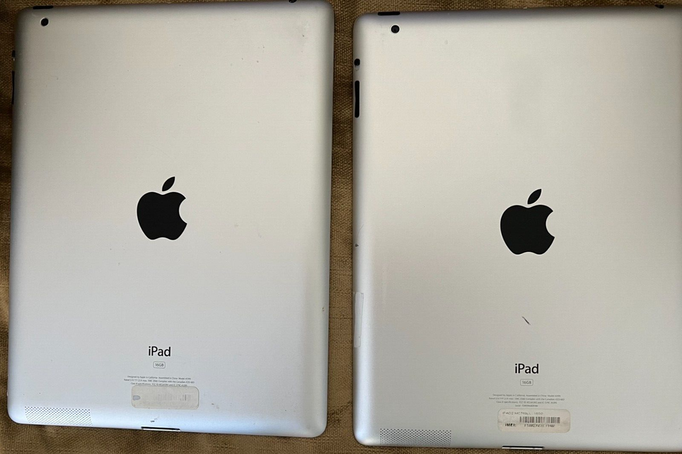 2-Apple iPads 2nd Gen Tablet MC769LL Silver 16GB Model A1395 Repair | eBay