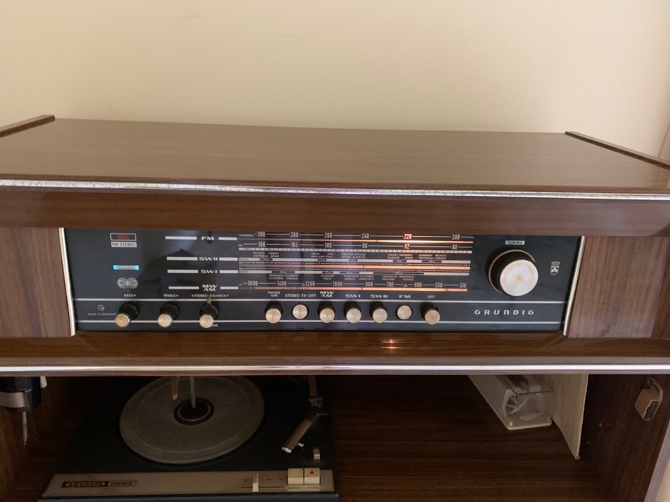 1950s GRUNDIG German Made Stereo Console Locarno 1/U..Tube Radio ...