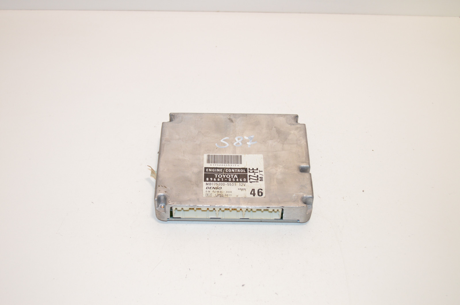 Toyota Avensis Engine ECU Control Module Unit 89661-05460 MB175200-5531 ...