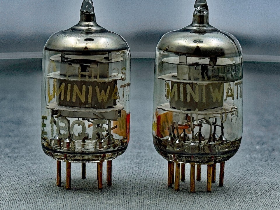 (2) NOS Philips Minitwatt E180F 6688 Special Quality Gold Pin Tubes ...