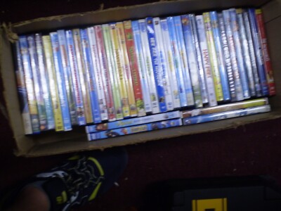 (39) Children's DVD Lot: Disney DreamWorks Incredibles (3) Shrek (2 ...