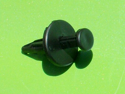 CADILLAC STS 05-11 HOOD BUMPER COVER RETAINER CLIP 10134407 GM 90-11 ...